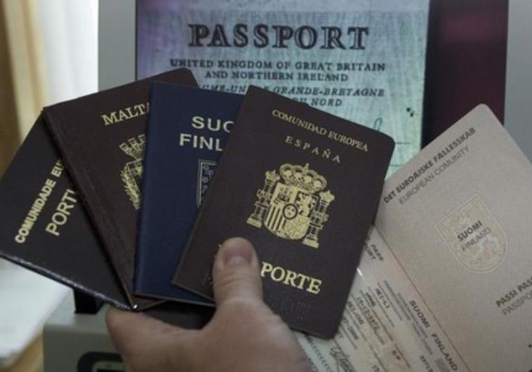 Middle East News: Kuwait: Family held with fake European passports at ...