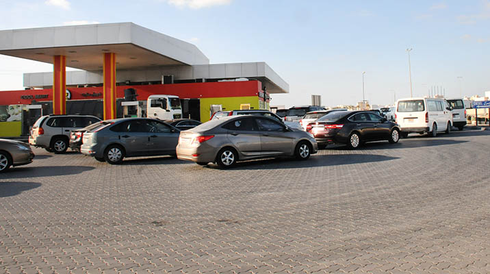 Bahrain News: Fuel-price increase leads to a busy day at petrol pumps