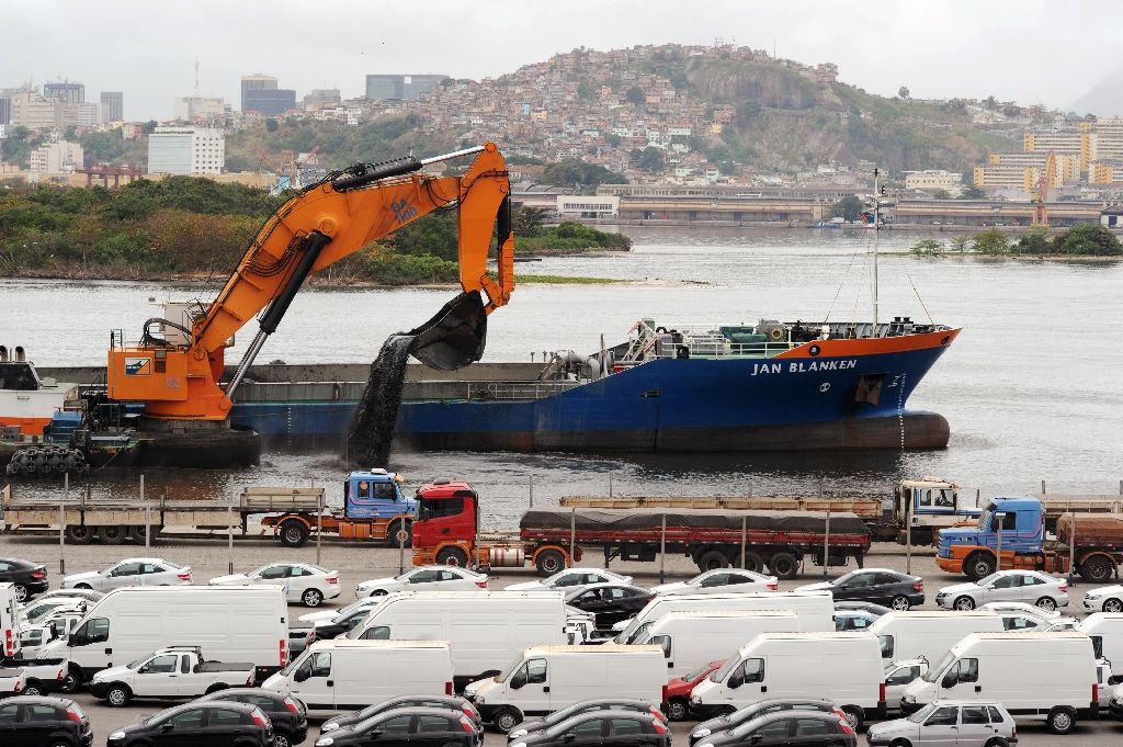 International Business: Industrial data shows Brazil recession deepening