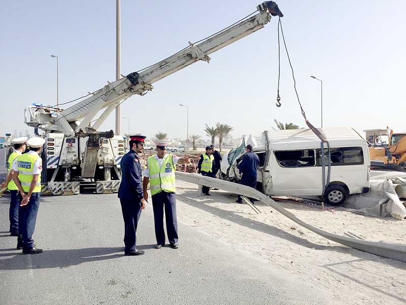 Bahrain News: 10 hurt in highway accident