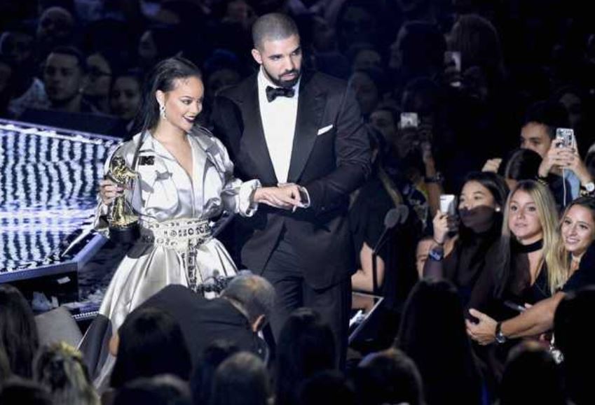 Celebs: Rihanna, Drake spotted together after rapper professed his love ...