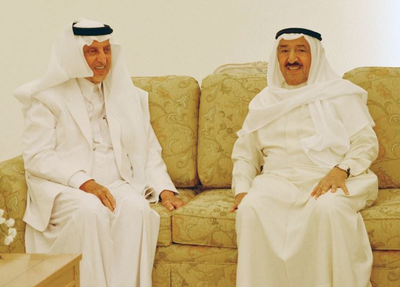 Kuwait: Kuwaiti leader receives message from Saudi King
