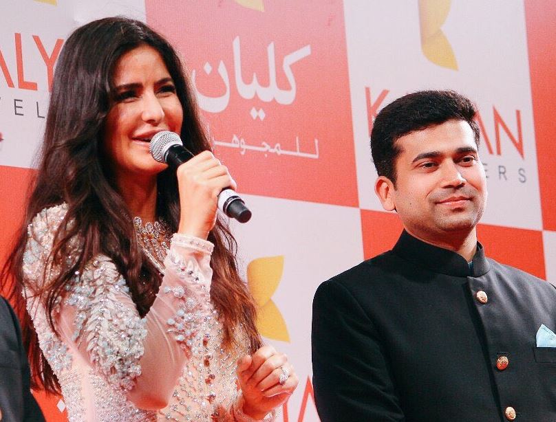 Bollywood: Photos: Katrina Kaif sparkles as she inaugurates jewellery ...