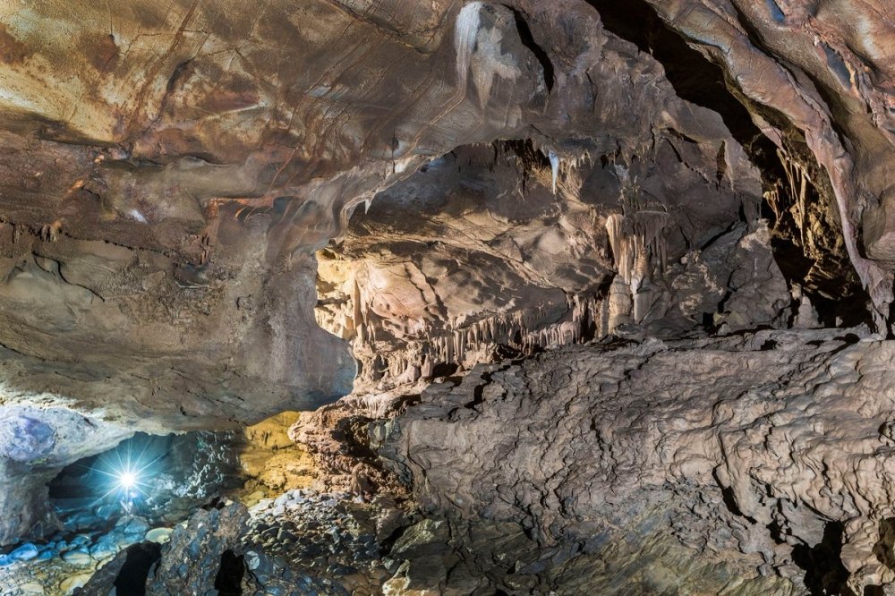 Oman: IN PICTURES: Three stunning caves discovered in Oman