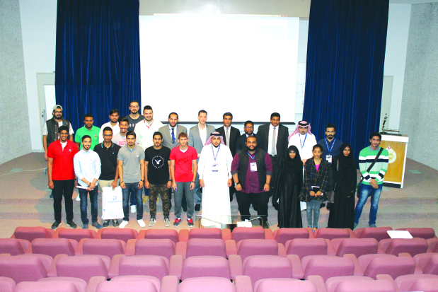 Bahrain News: Hilal Computers gives tips to university students