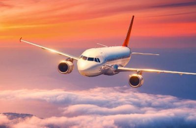 Middle East Business: Crew, passengers saw plane interception: UAE