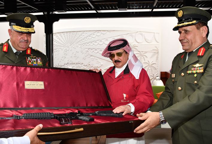Photo Gallery: King receives Jordanian Armed Forces Chief of Joint Staff