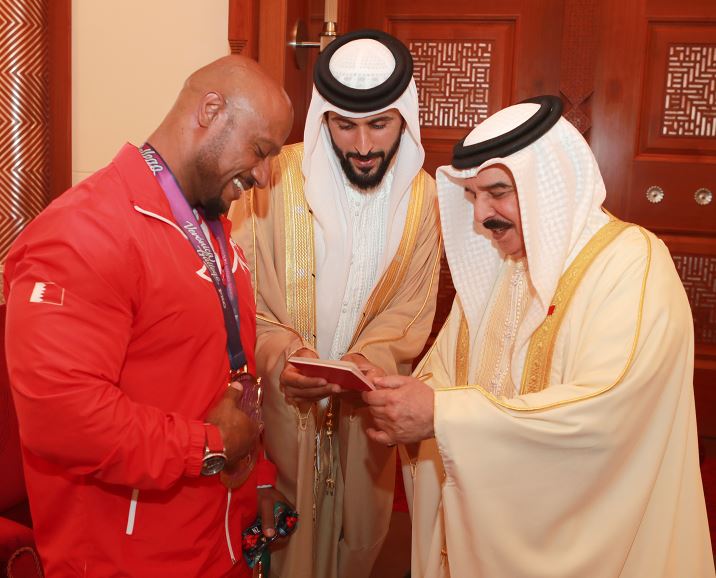 Other Sports: IN PICTURES: King Hamad awards Sami Al Haddad first ...