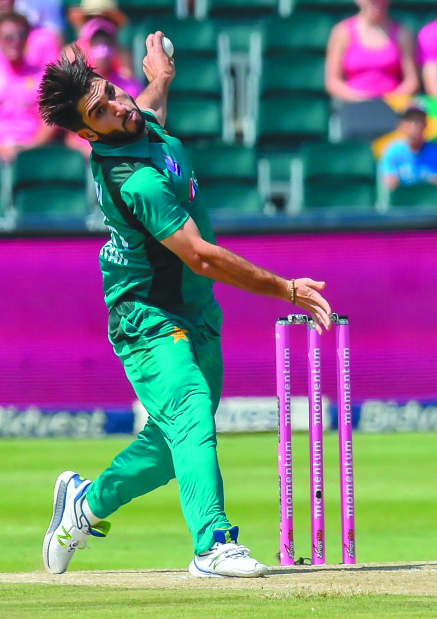 Cricket: Pakistani bowlers star in fine victory