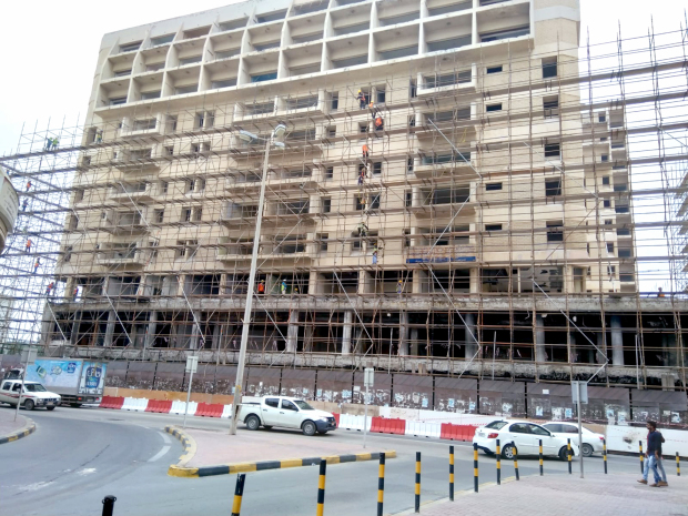Bahrain News: IN PICTURES: Kuwaiti Building to be demolished