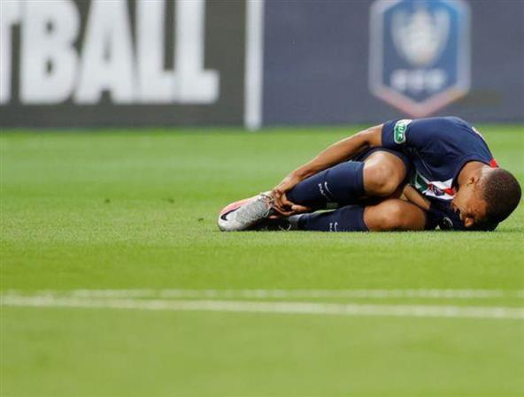 Football: SG confirm Mbappe suffers ankle sprain, no update on return