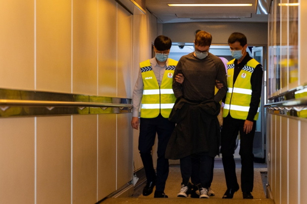 World News: Canadian bank robber jailed by Singapore for five years ...