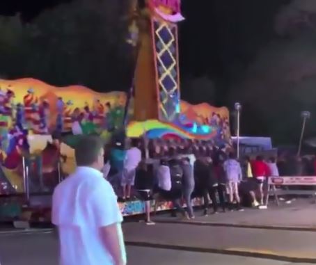 OMG: TERRIFYING VIDEO: Carnival goers rush to stop out-of-control ride ...