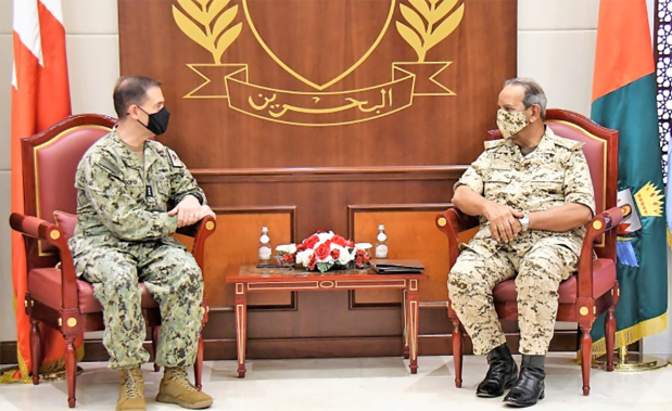 Photo Gallery: Commander-in-Chief receives US Fifth Fleet Commander