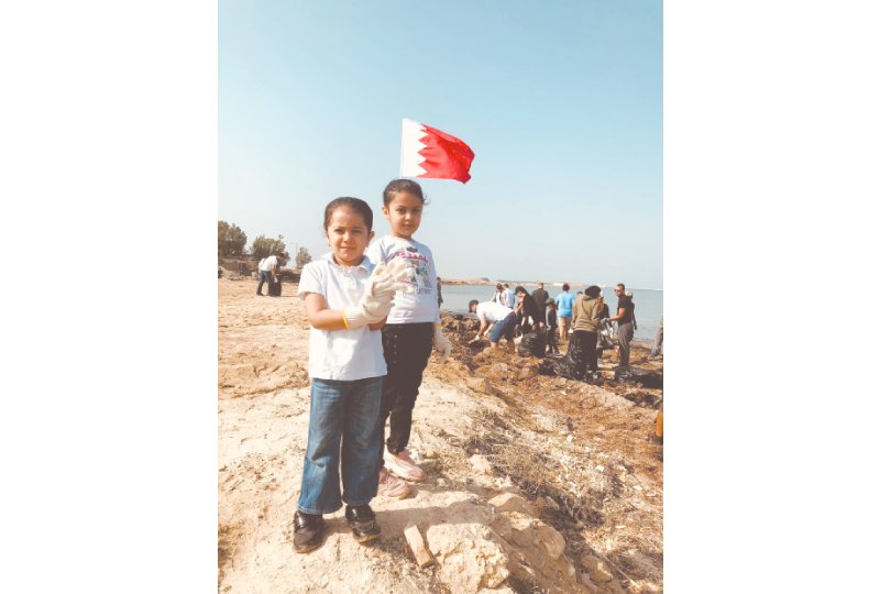 Bahrain News: 3,180KG WASTE IN TWO HOURS! Hundreds of volunteers take ...