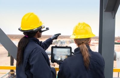 UAE Business: Shell launches Lube Advisor using wearable technology in ...