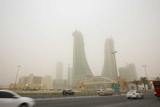 Bahrain News: Dust storms to continue