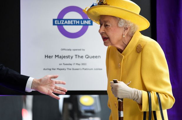 Celebs: Britain's Queen Elizabeth attends opening of London Tube line