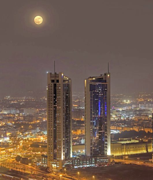 Bahrain News: Capturing Supermoon in all its glory