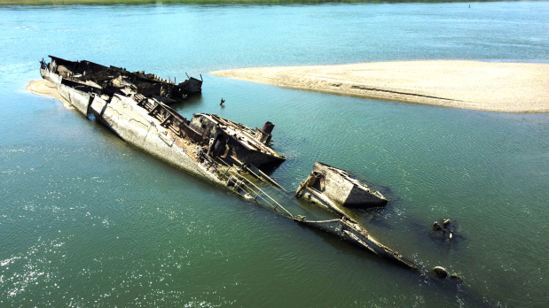 OMG: Low Danube water levels reveal sunken WW2 German warships
