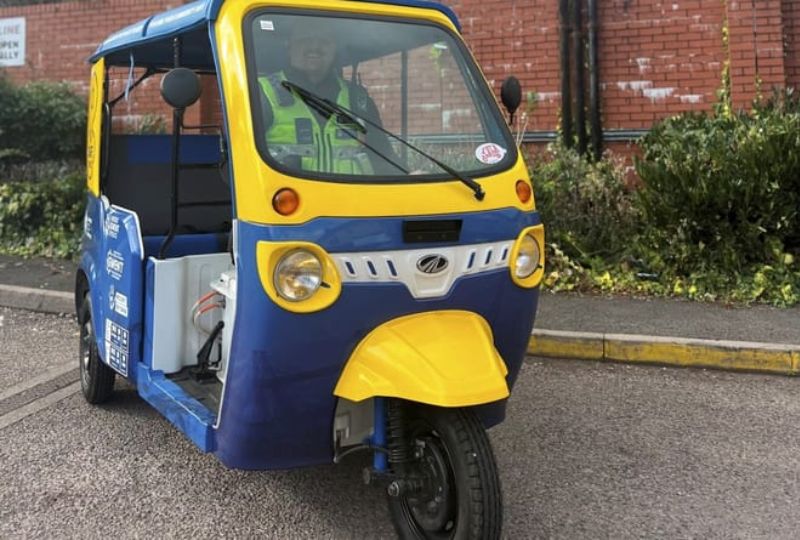 OMG: UK police to use tuk-tuks to fight crime on the streets of Wales