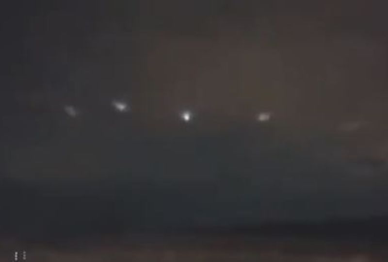 OMG: VIDEO: Bright streaking lights in Wisconsin night sky raise UFO ...