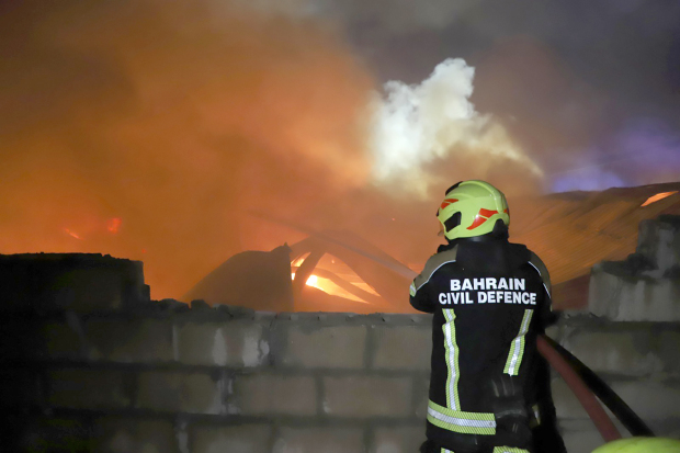 Bahrain News: 17 fire engines put out warehouse fire