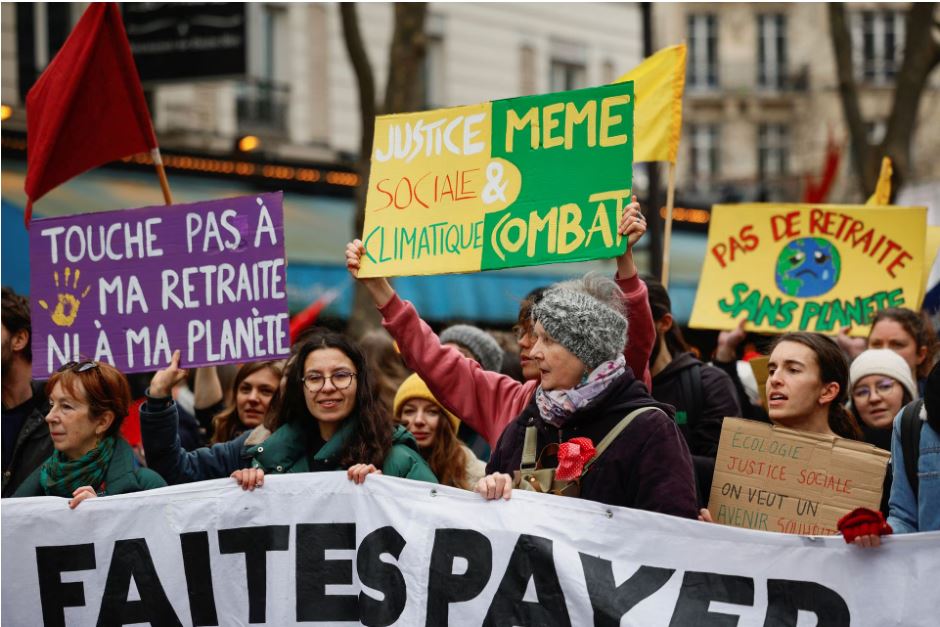 World News: French nationwide strike to extend as pension reform fight ...