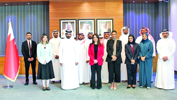 Bahrain News: 10 judicial enforcement officers take oath