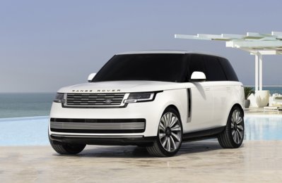 UAE Business: Range Rover SV Bespoke Sadaf Edition revealed