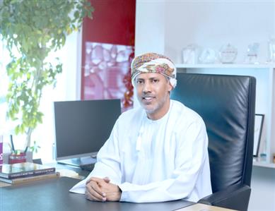 Celebs: 7 interesting facts about real-life bosses