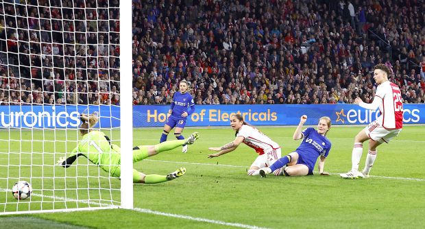 Football: Nusken double puts Chelsea in control