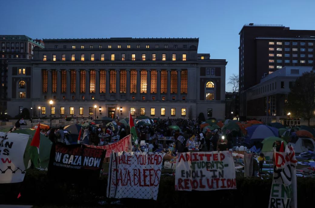 World News: Pro-Palestinian protesters arrested at Yale, NYU; Columbia ...