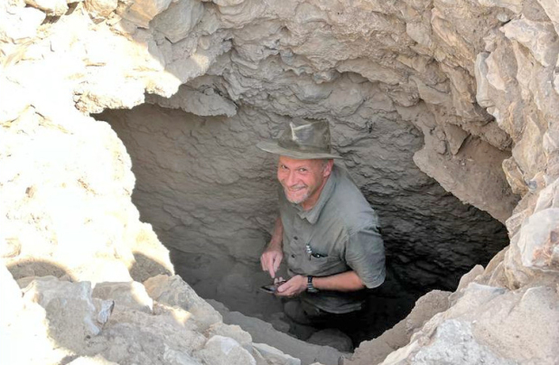 Bahrain News: British archaeologist who worked in Bahrain is on King ...