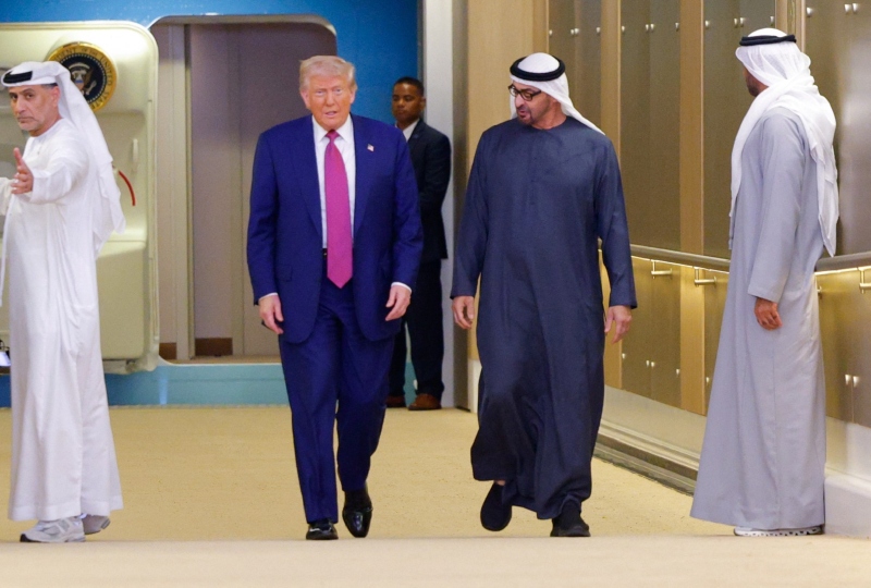 UAE: UAE President welcomes Trump upon arrival in Abu Dhabi
