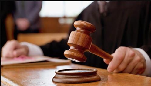 Celebs: Italian fashion designer Valentino dead at 93